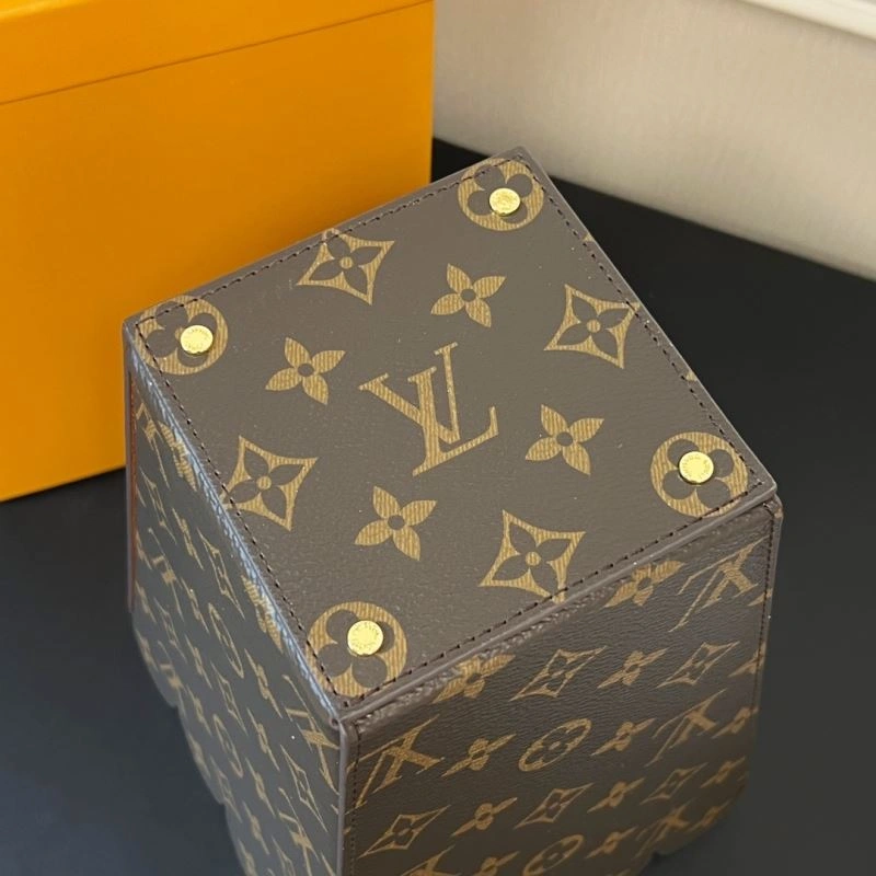 Inexpensive Louis Vuitton Flower Baskets