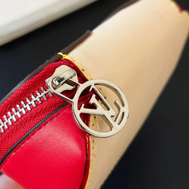 Economical Louis Vuitton Glass Boxes