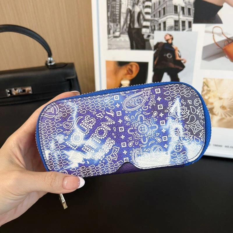 Louis Vuitton Glass Boxes