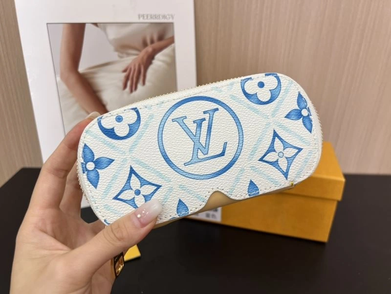 Louis Vuitton Glass Boxes