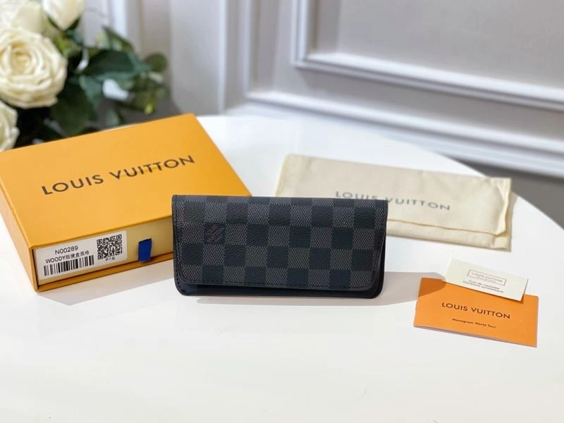 Louis Vuitton Glass Boxes