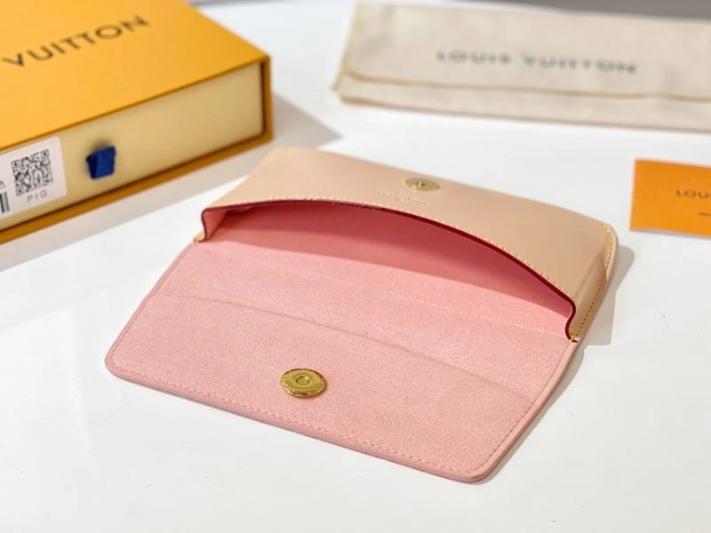 1:1 copy Louis Vuitton Glass Boxes