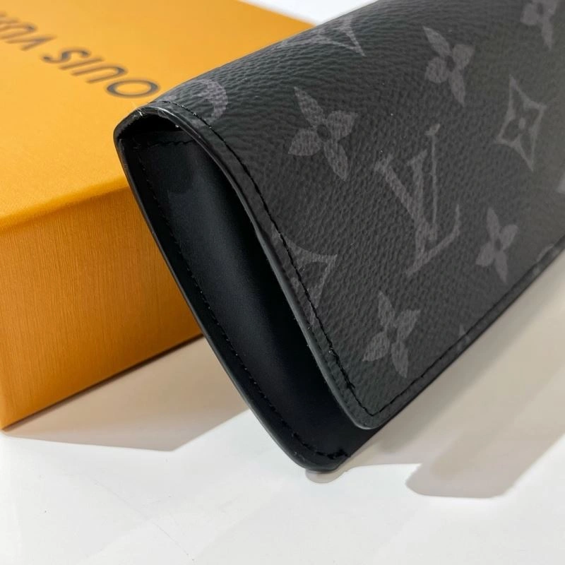 Legit Louis Vuitton Glass Boxes