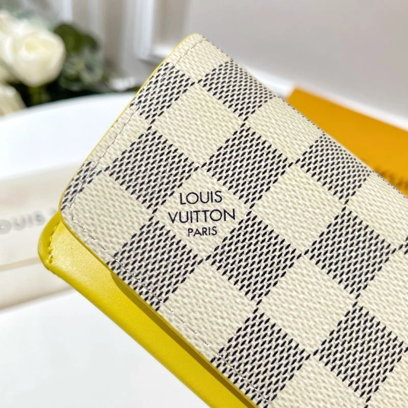 Official Louis Vuitton Glass Boxes