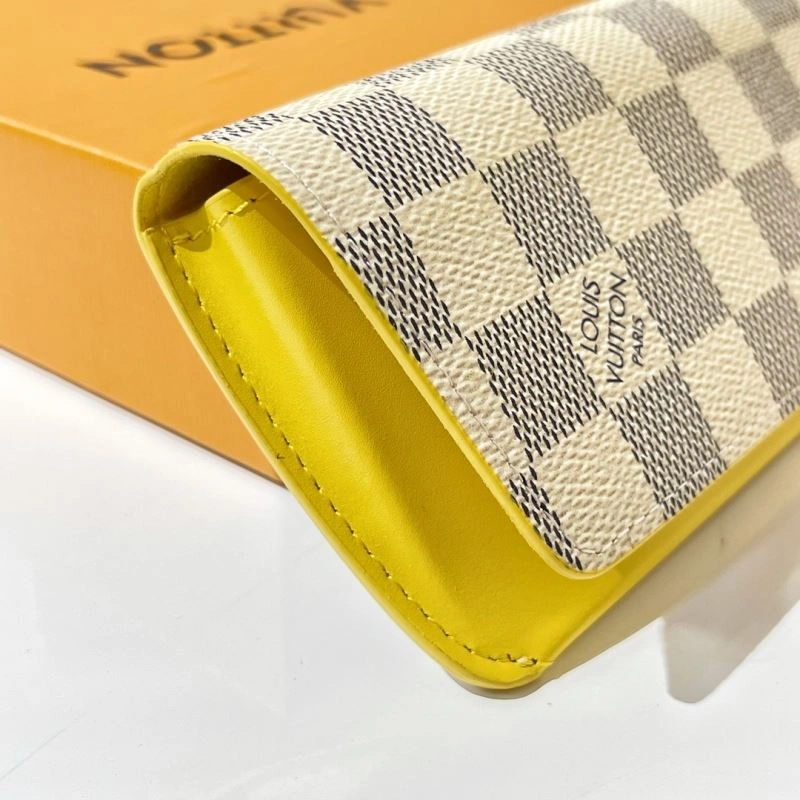 Official Louis Vuitton Glass Boxes