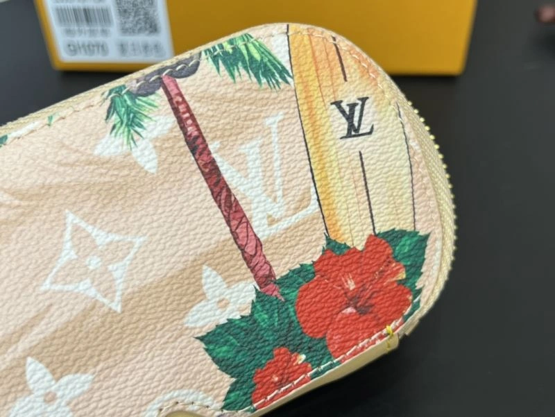 Perfect replica Louis Vuitton Glass Boxes