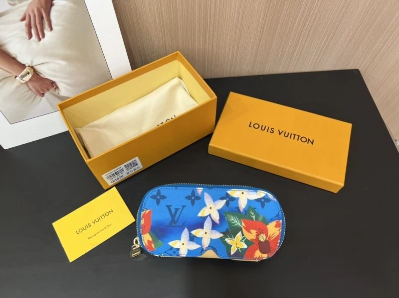 Top mirror Louis Vuitton Glass Boxes