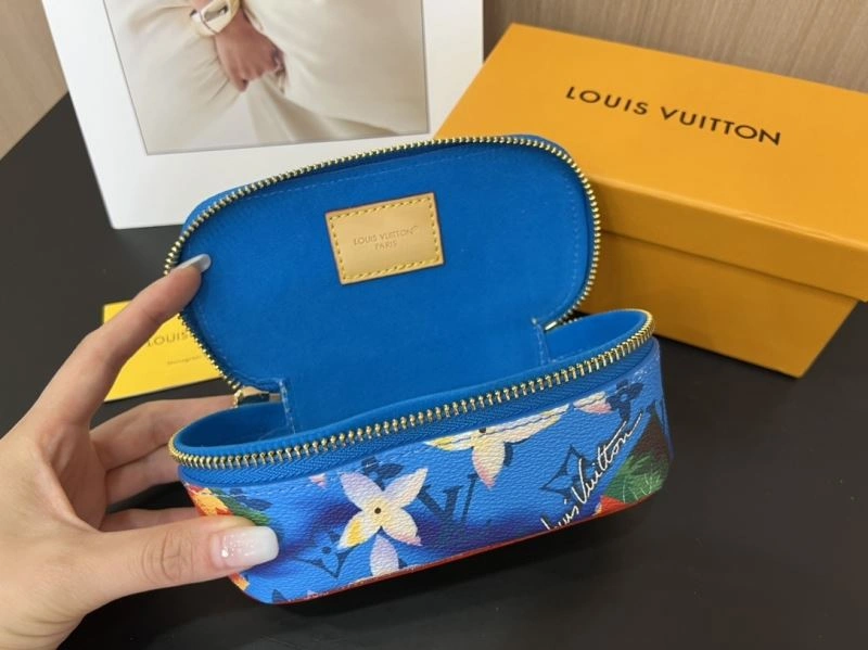 Top mirror Louis Vuitton Glass Boxes