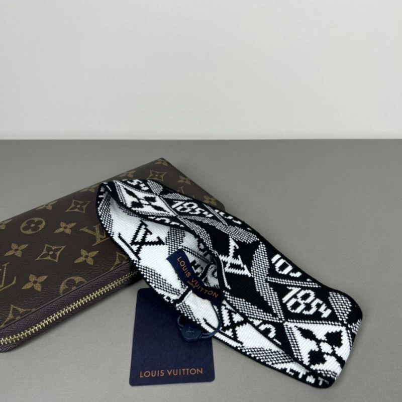 Bargain Louis Vuitton Hair Hoop