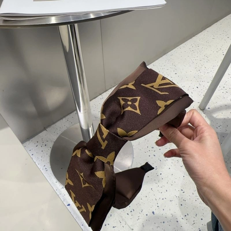 Indistinguishable Louis Vuitton Hair Hoop