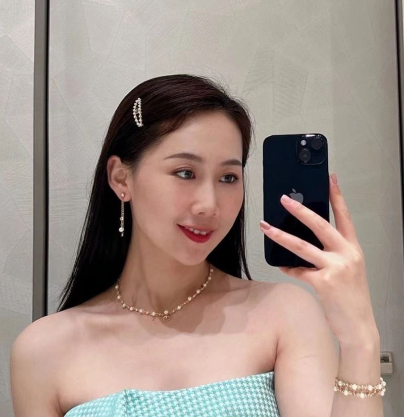 Real Louis Vuitton Hairpins