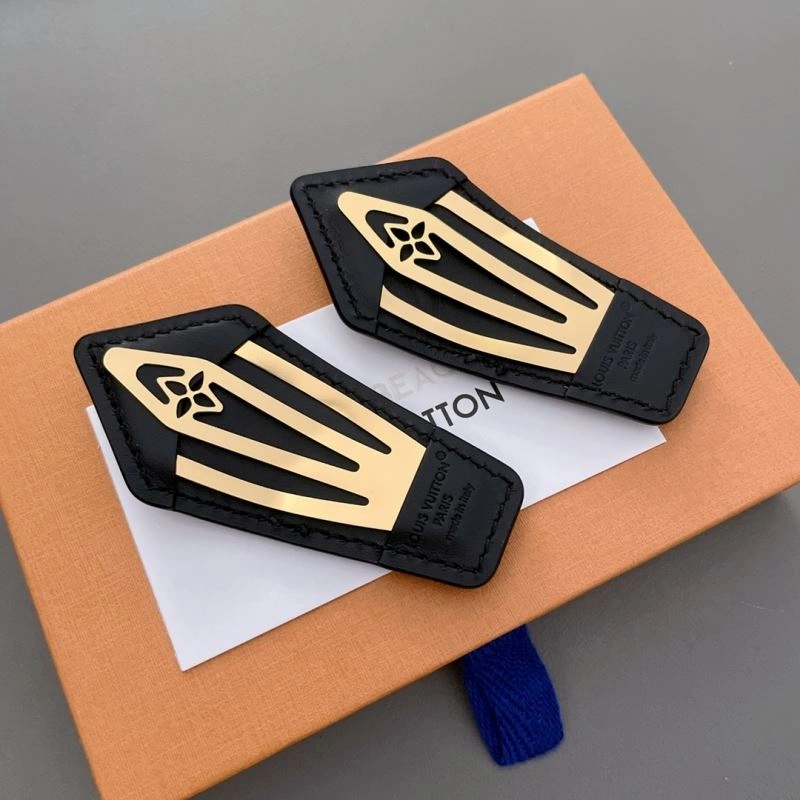 Inexpensive Louis Vuitton Hairpins