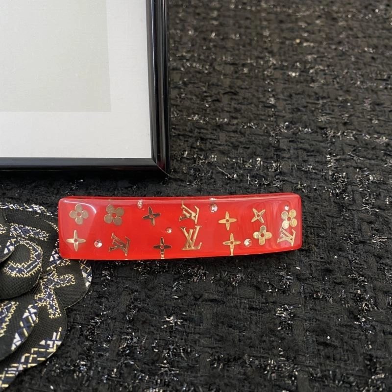 Indistinguishable Louis Vuitton Hairpins