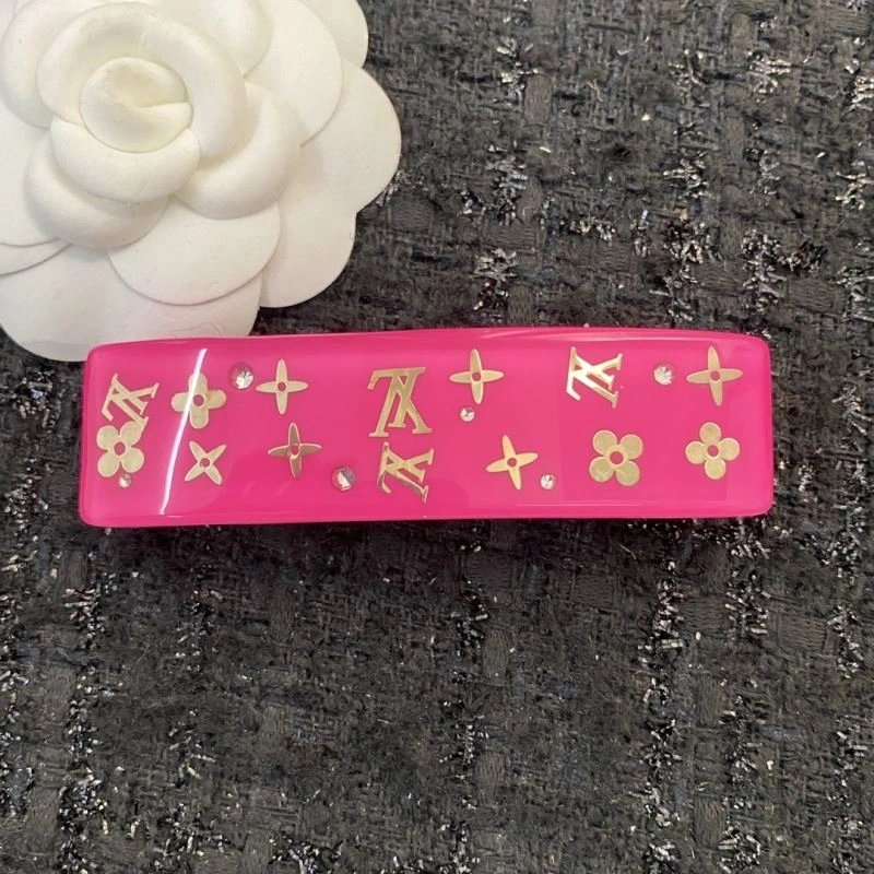 Indistinguishable Louis Vuitton Hairpins
