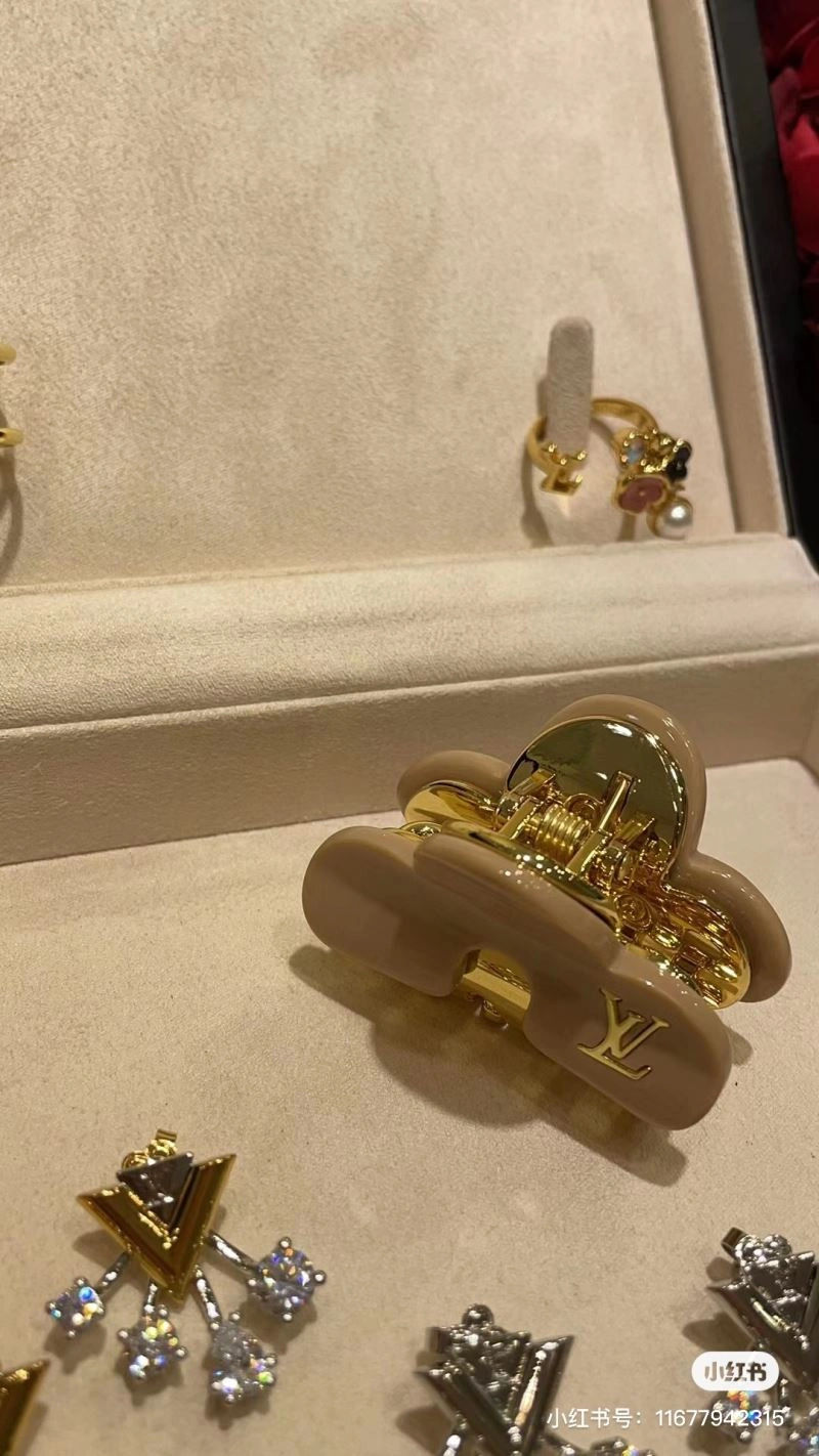 High accuracy Louis Vuitton Hairpins