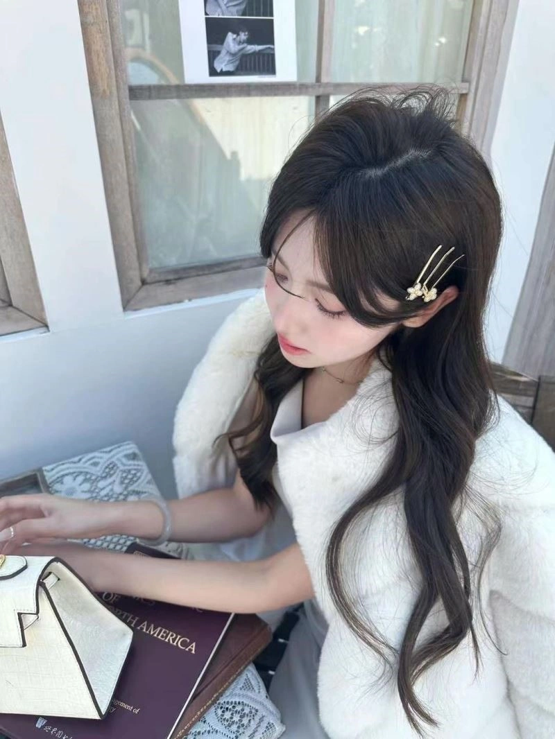 Economical Louis Vuitton Hairpins