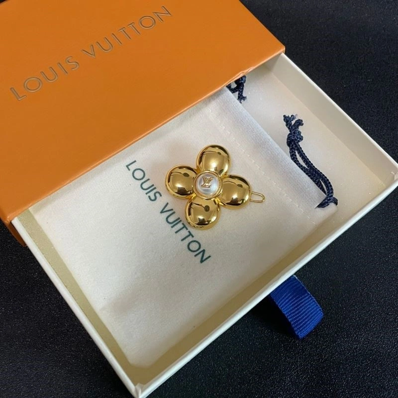 Accurate model Louis Vuitton Hairpins