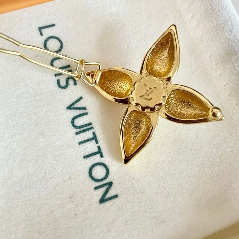 Reasonably priced Louis Vuitton Hairpins