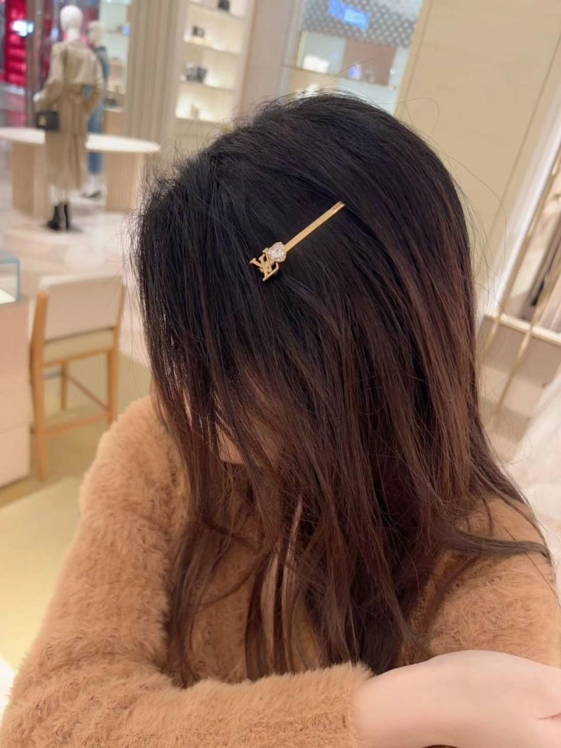 Exact replica Louis Vuitton Hairpins