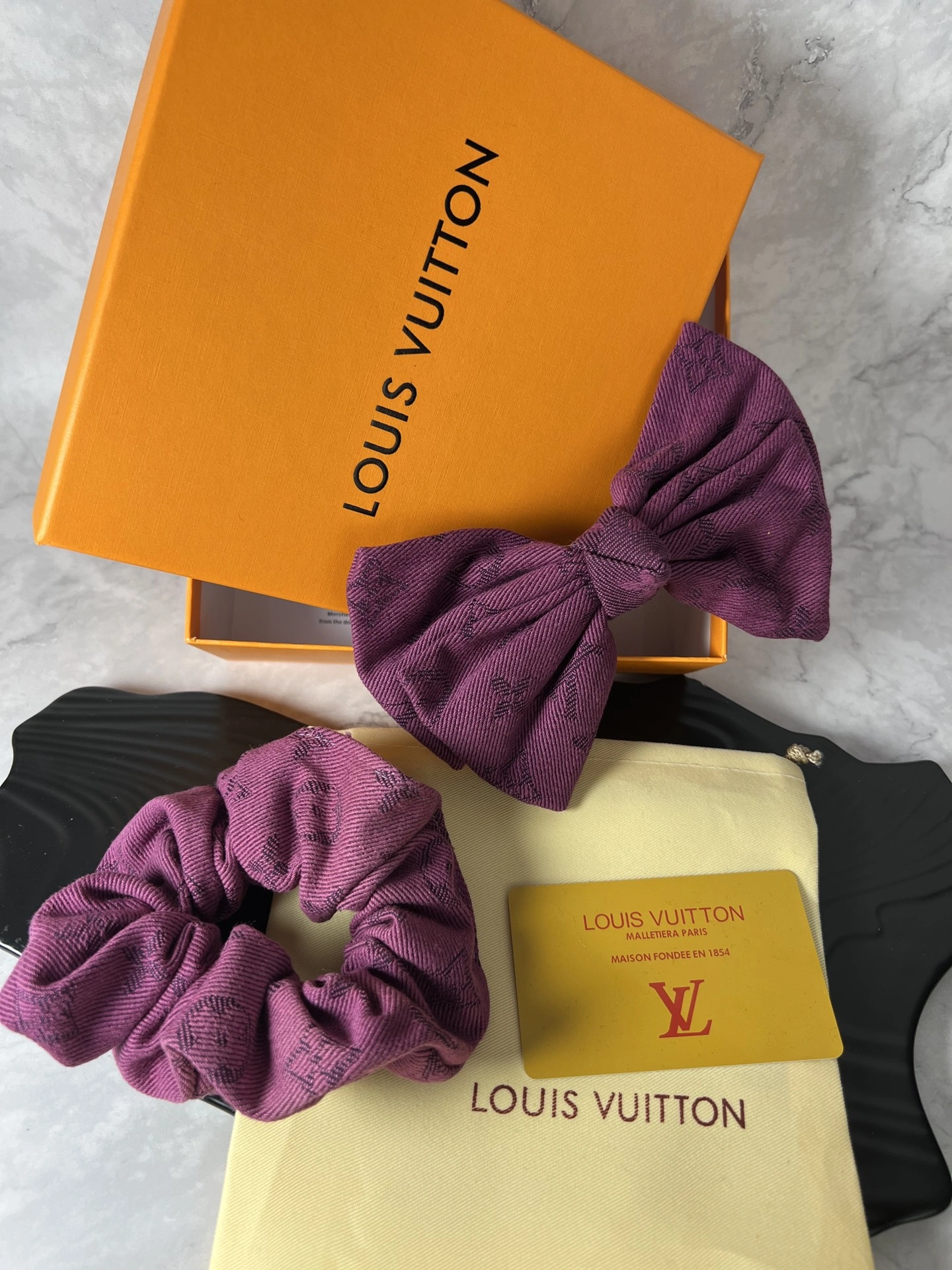Exact replica Louis Vuitton Hairpins