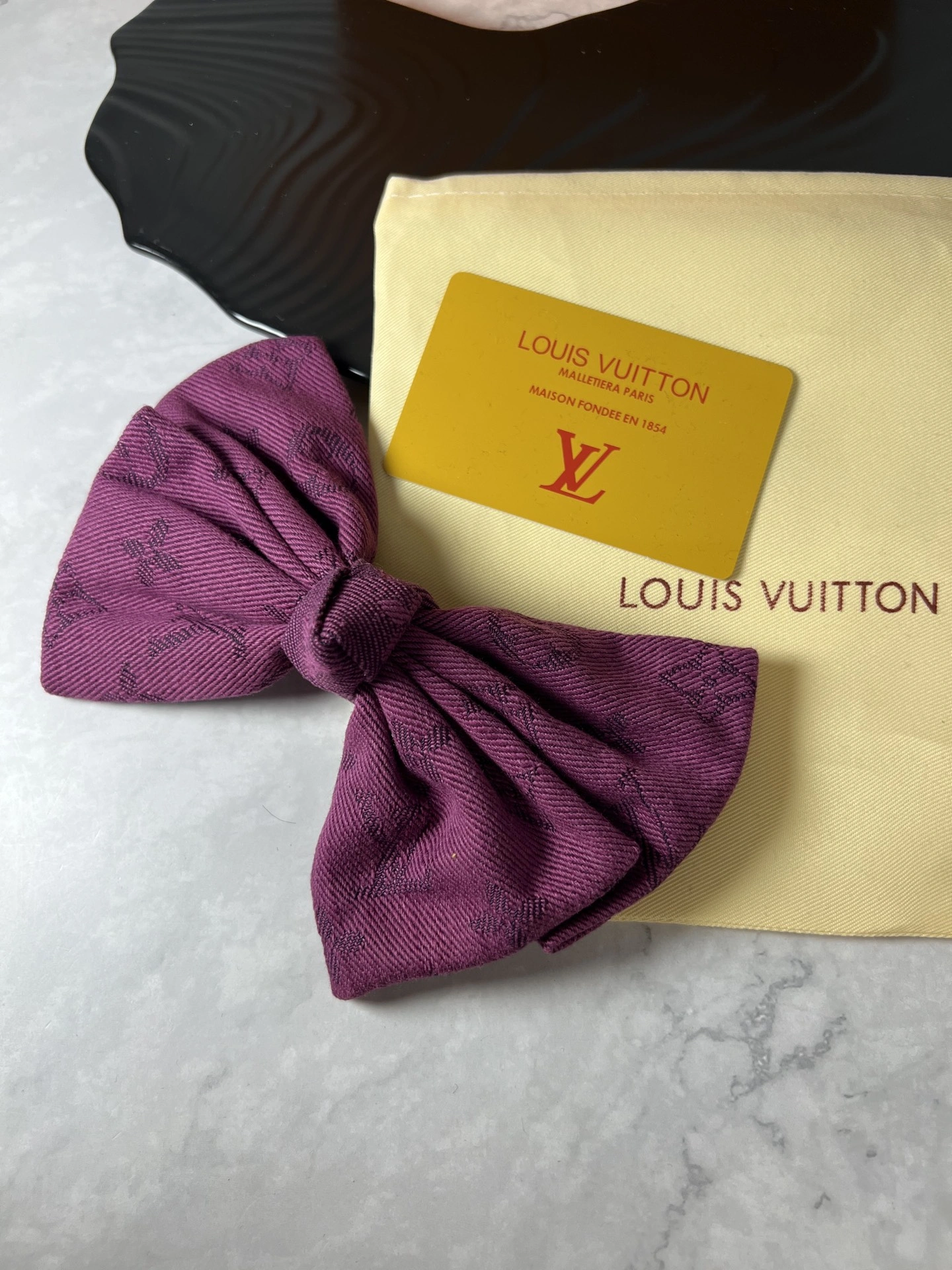 Exact replica Louis Vuitton Hairpins