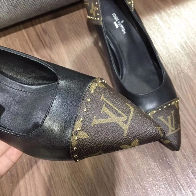 High accuracy Louis Vuitton Heeled Shoes