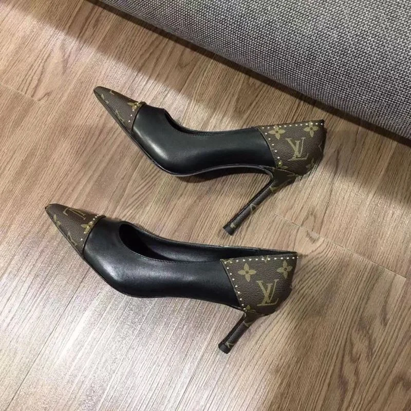 High accuracy Louis Vuitton Heeled Shoes
