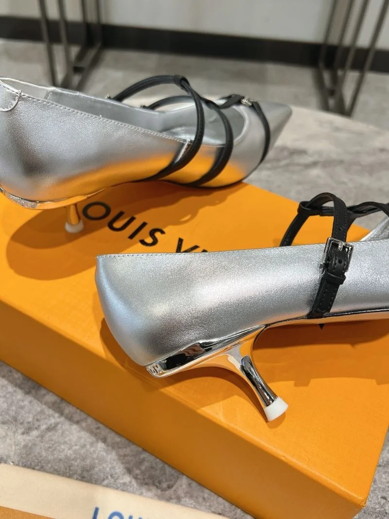 Accurate model Louis Vuitton Heeled Shoes