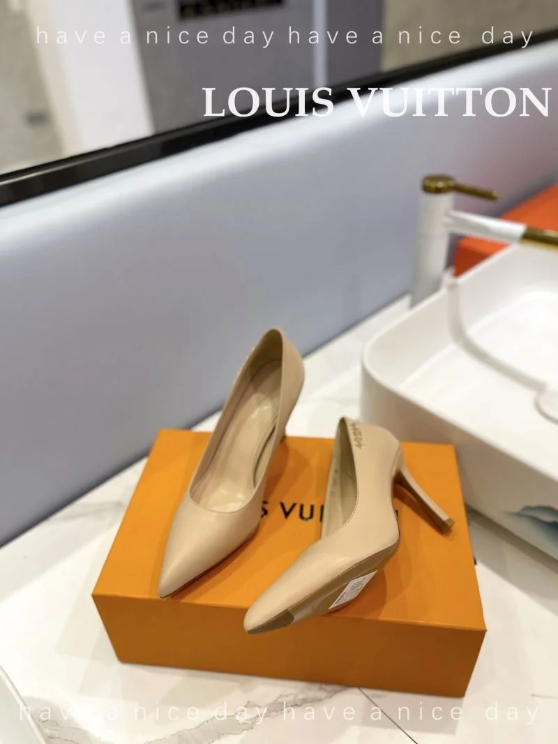 Bargain Louis Vuitton Heeled Shoes