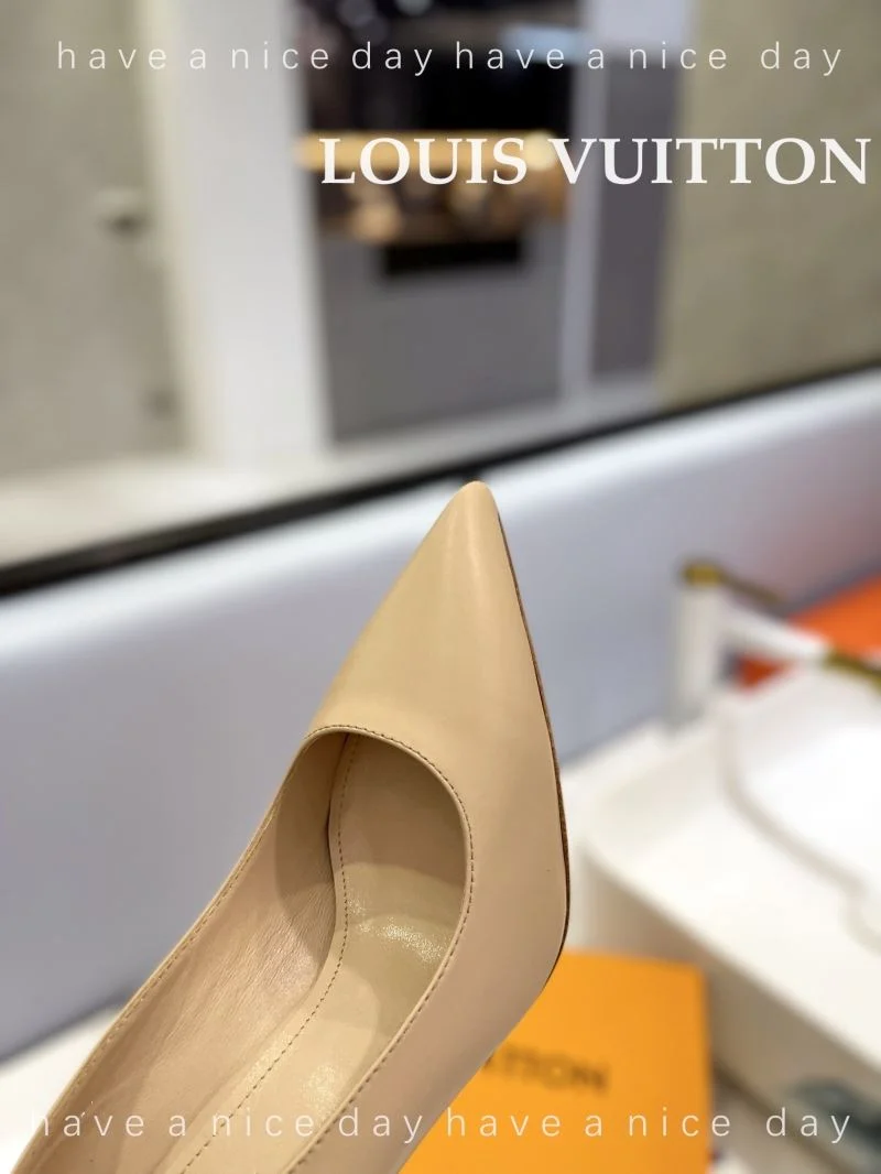 Bargain Louis Vuitton Heeled Shoes
