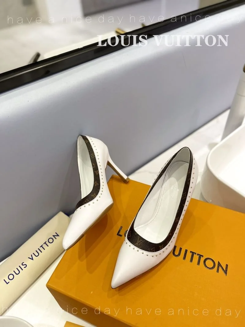 Reasonably priced Louis Vuitton Heeled Shoes