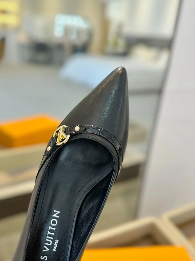 Exact replica Louis Vuitton Heeled Shoes