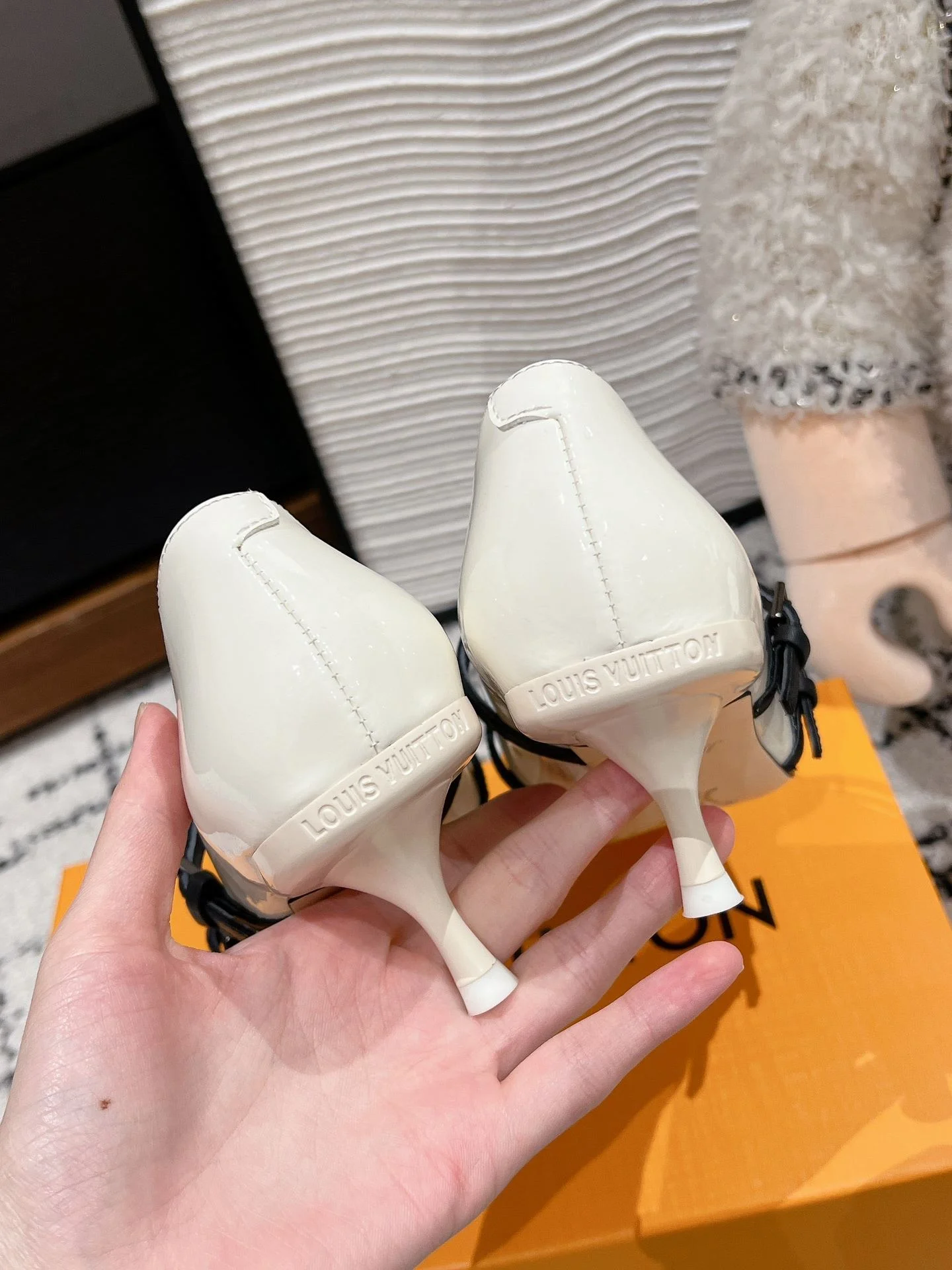 Perfect replica Louis Vuitton Heeled Shoes