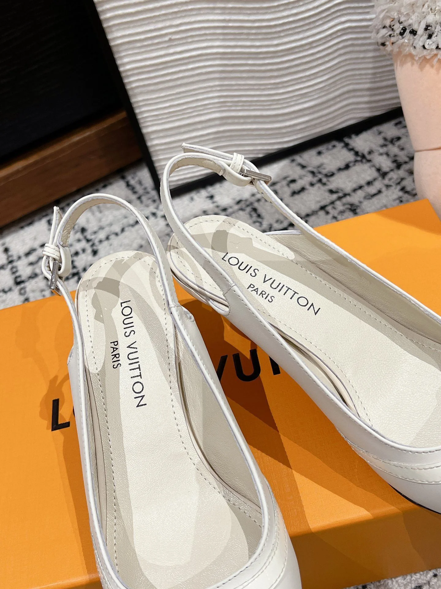 Brand-original Louis Vuitton Heeled Shoes