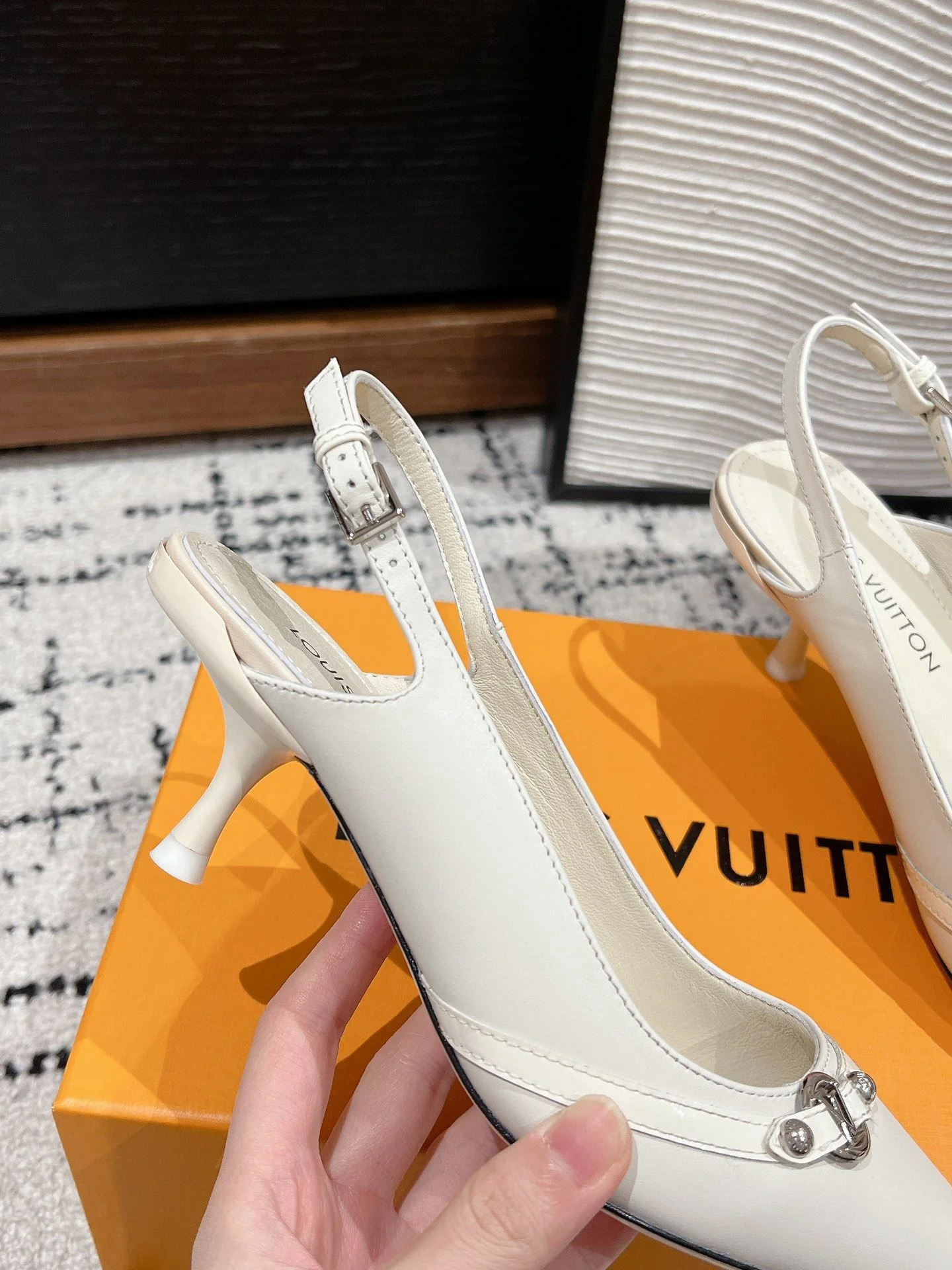 Brand-original Louis Vuitton Heeled Shoes