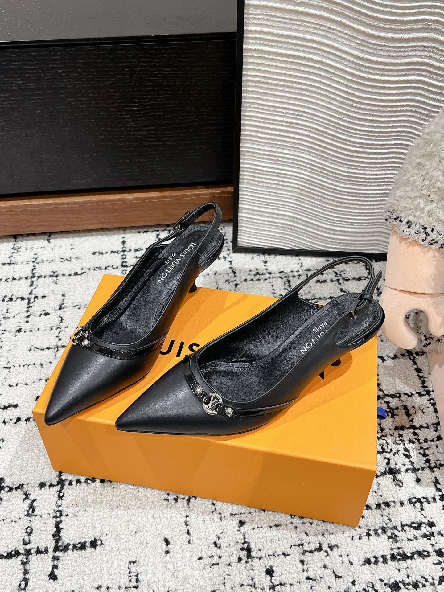 Factory-made Louis Vuitton Heeled Shoes
