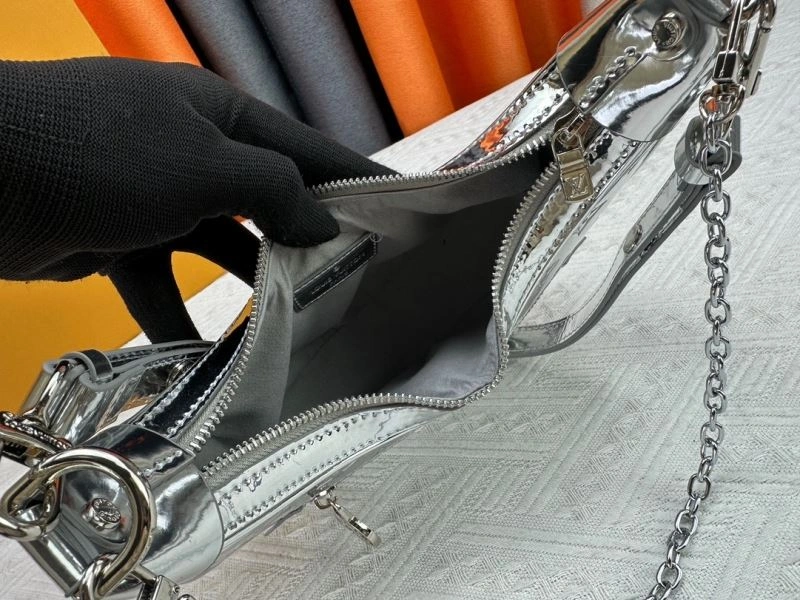 High accuracy Louis Vuitton Hobo Bags