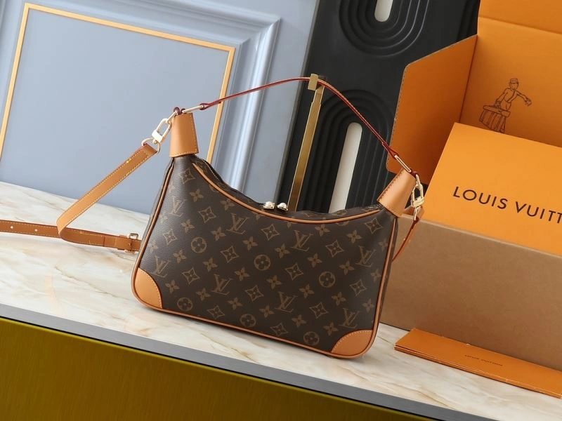 Louis Vuitton Hobo Bags