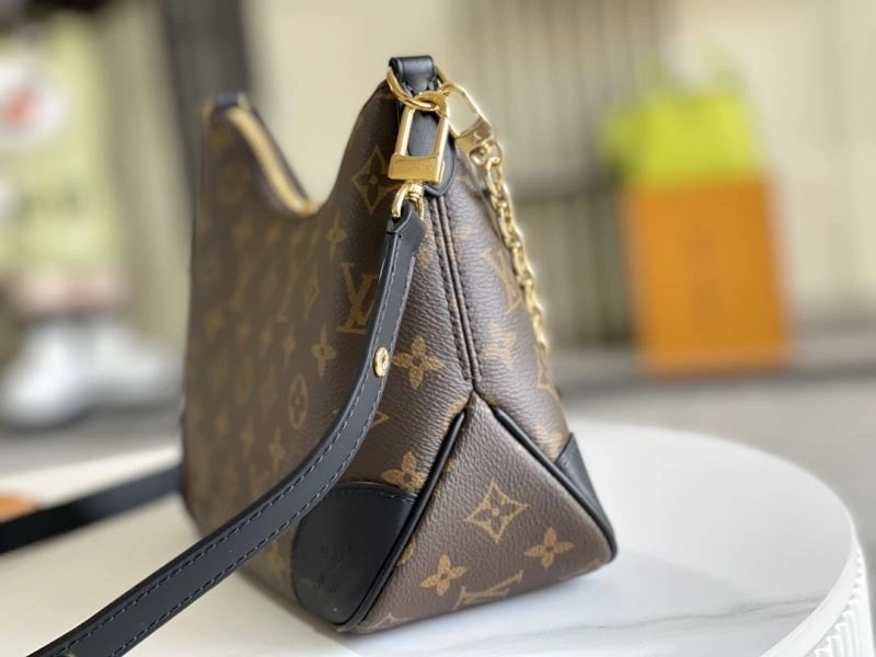 Budget-friendly Louis Vuitton Hobo Bags