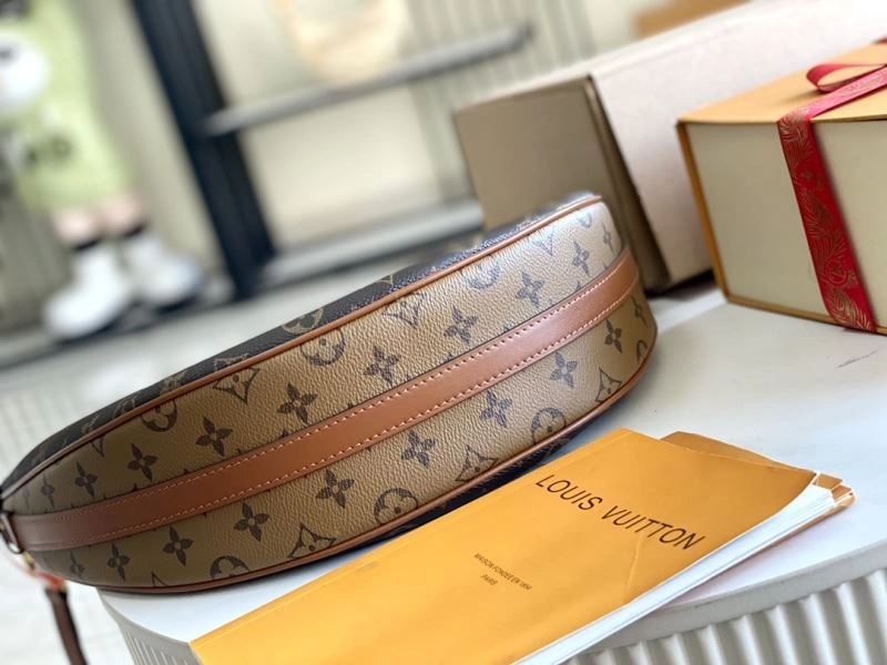 Indistinguishable Louis Vuitton Hobo Bags