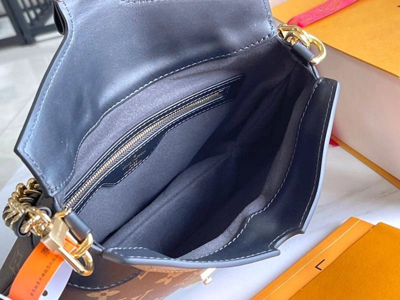Real Louis Vuitton Hobo Bags