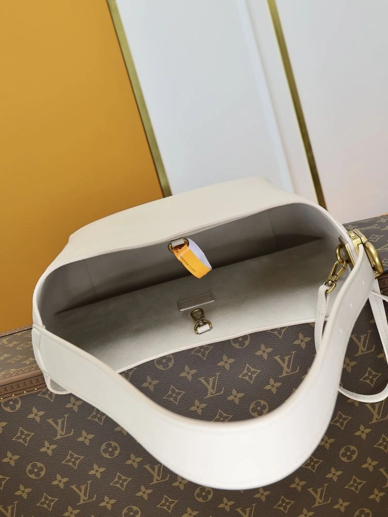 Top match Louis Vuitton Hobo Bags
