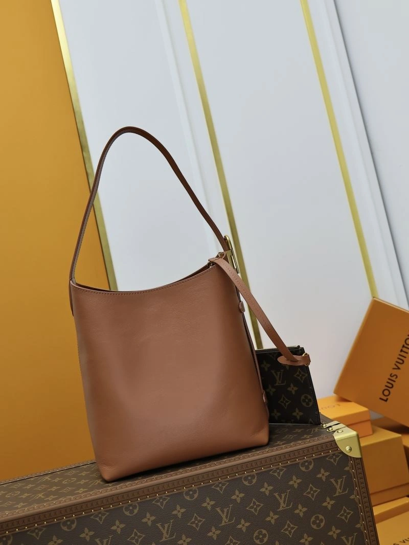 Top mirror Louis Vuitton Hobo Bags