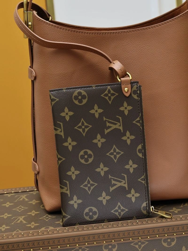 Top mirror Louis Vuitton Hobo Bags