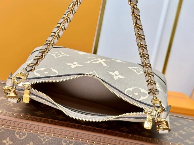 High accuracy Louis Vuitton Hobo Bags
