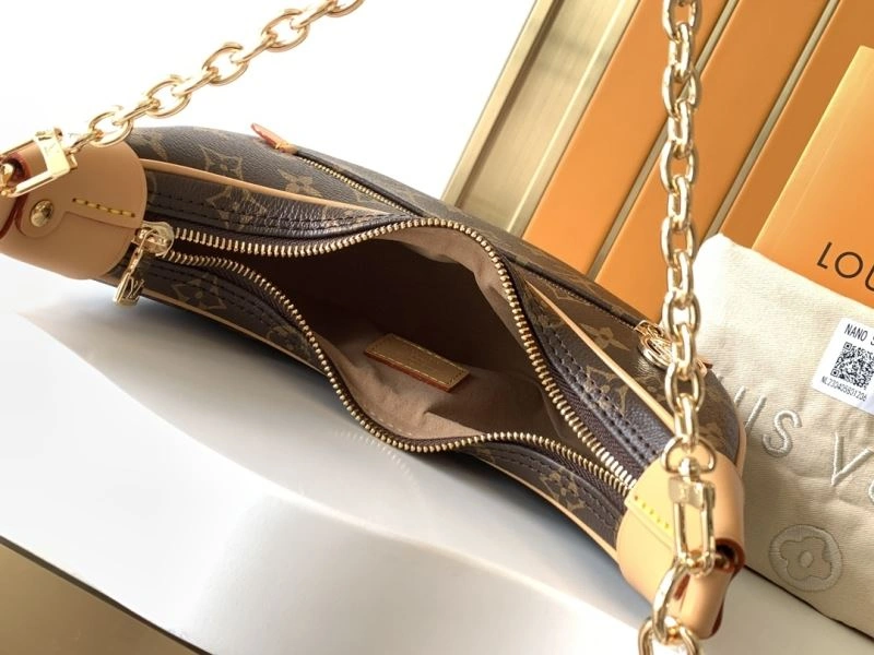 Bargain Louis Vuitton Hobo Bags