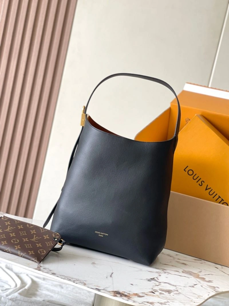 Louis Vuitton Hobo Bags