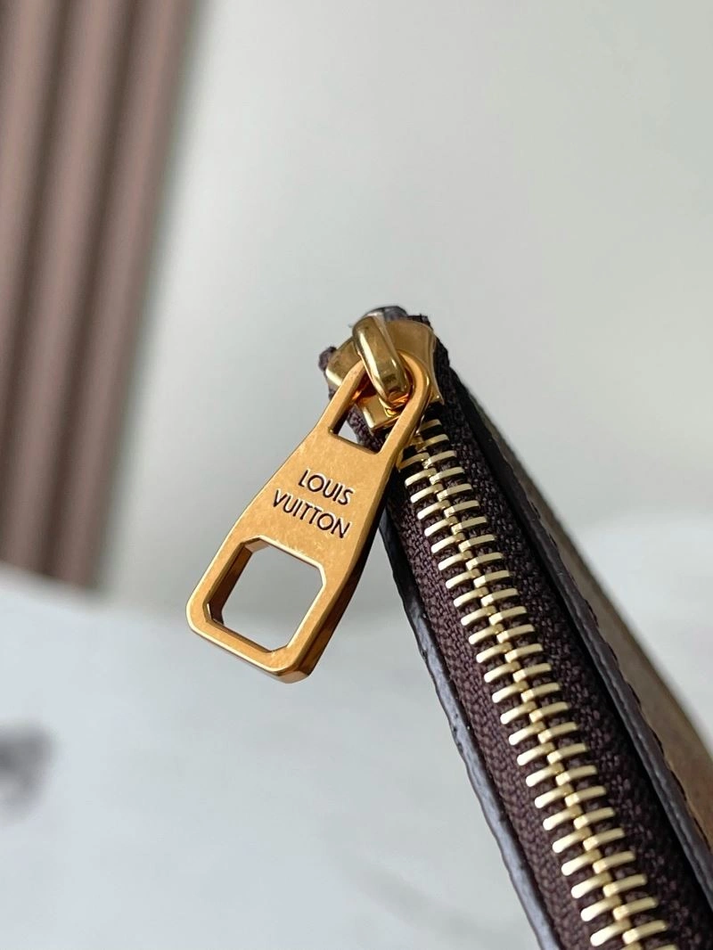 Factory-made Louis Vuitton Hobo Bags