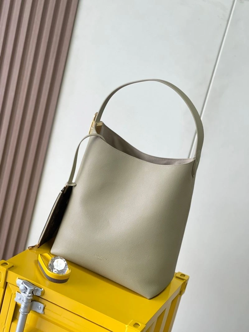 Factory-made Louis Vuitton Hobo Bags