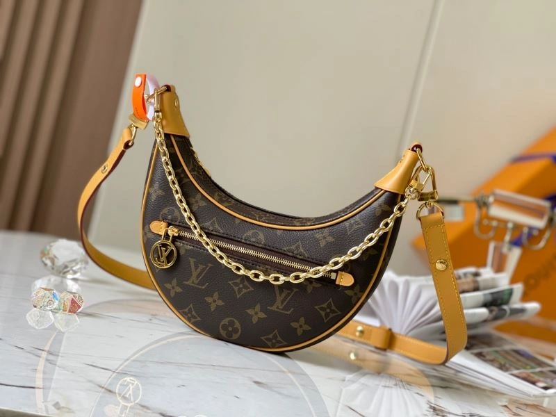 Louis Vuitton Hobo Bags